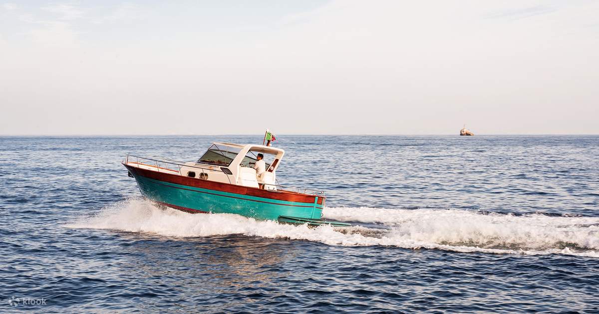 Tour thuyền cả ngày theo nhóm nhỏ Ischia và Procida - Klook Việt Nam