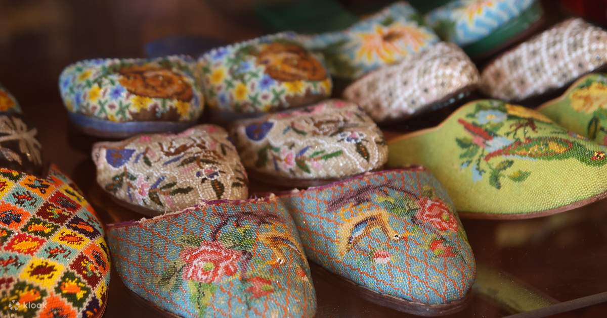 Beading a Nyonya Story: A Journey into Kasut Manek - Klook Singapore