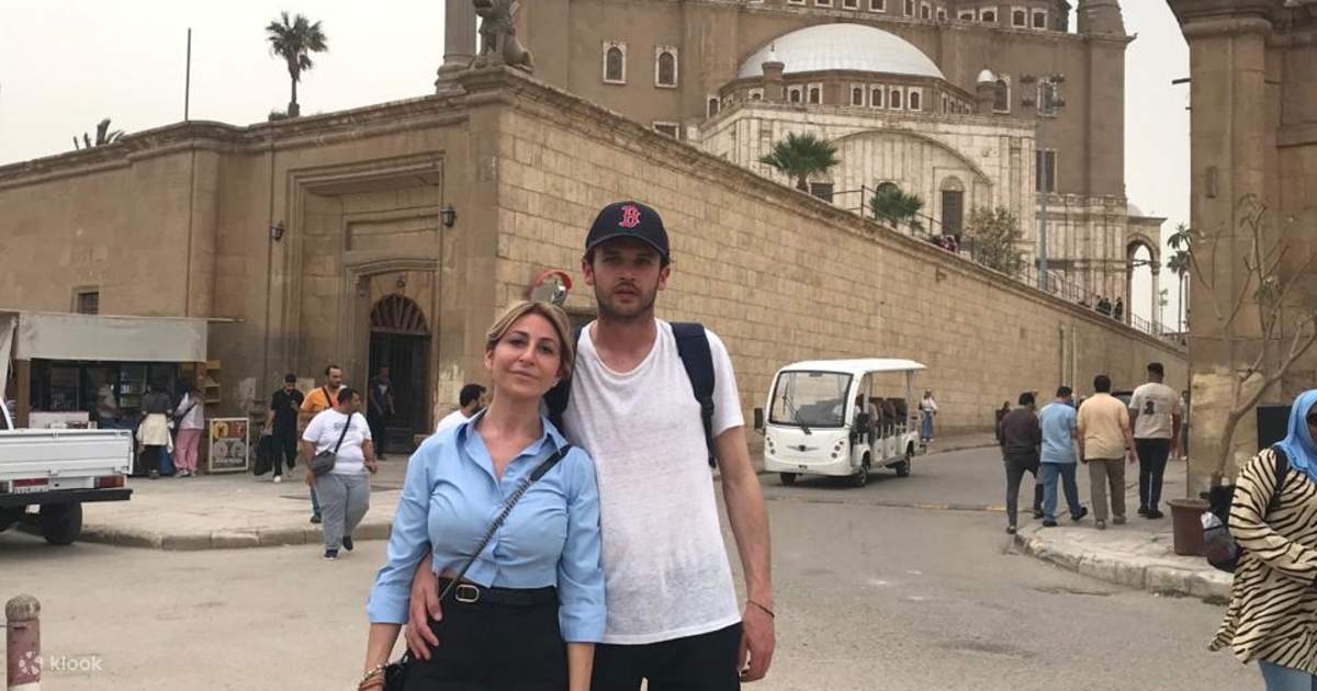Tur ke Museum Mesir, Benteng, dan Khan Khalili Bazaar dengan makan ...