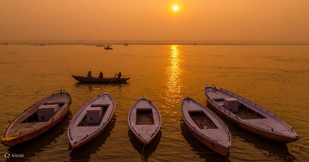 Varanasi: Lawatan Aarti Petang 3 Jam dan Menaiki Bot - Klook Amerika ...