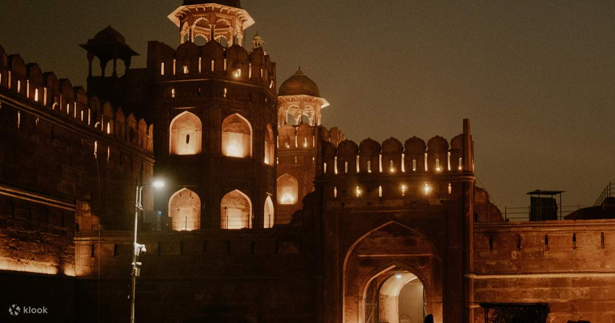 New Delhi Guided Tour: Red Fort Light & Sound Show with guide - Klook