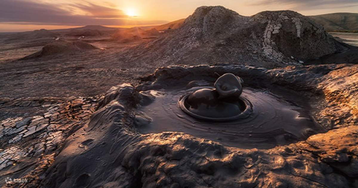 From Baku city to the most historical places. Gobustan, Fire tample ...