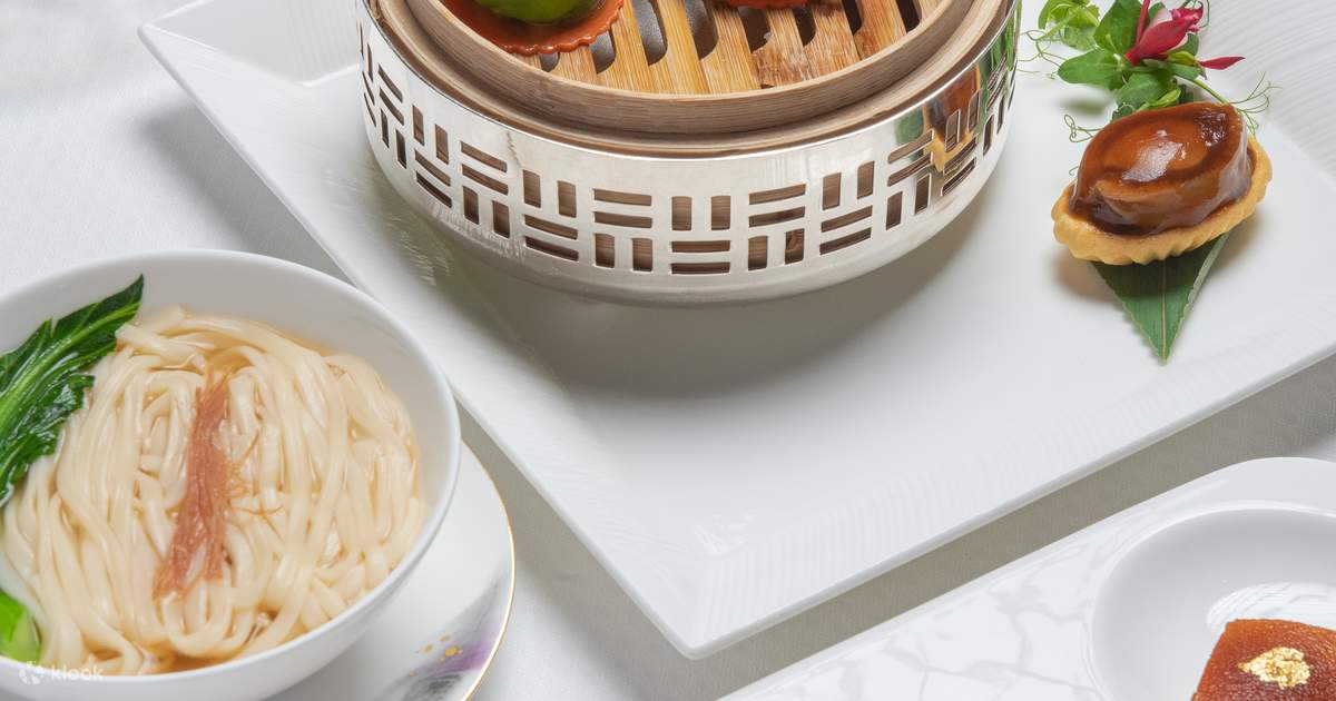 Zi Yat Heen - Michelin 1 Star Chinese Restaurant at Four Seasons Hotel ...