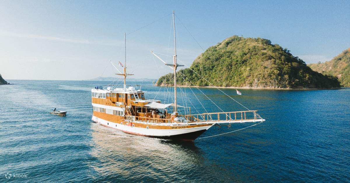 NK Jaya 01 Phinisi Sailing Komodo Liveaboard Labuan Bajo - Klook