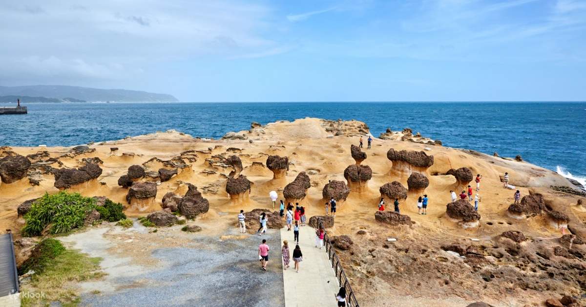 New Taipei City | North Coast Day Trip | Cape Fugui Lighthouse & Laomei ...