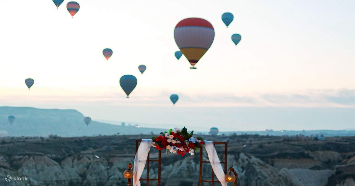 Chụp ảnh theo concept Cầu Hôn ở Cappadocia - Klook Việt Nam