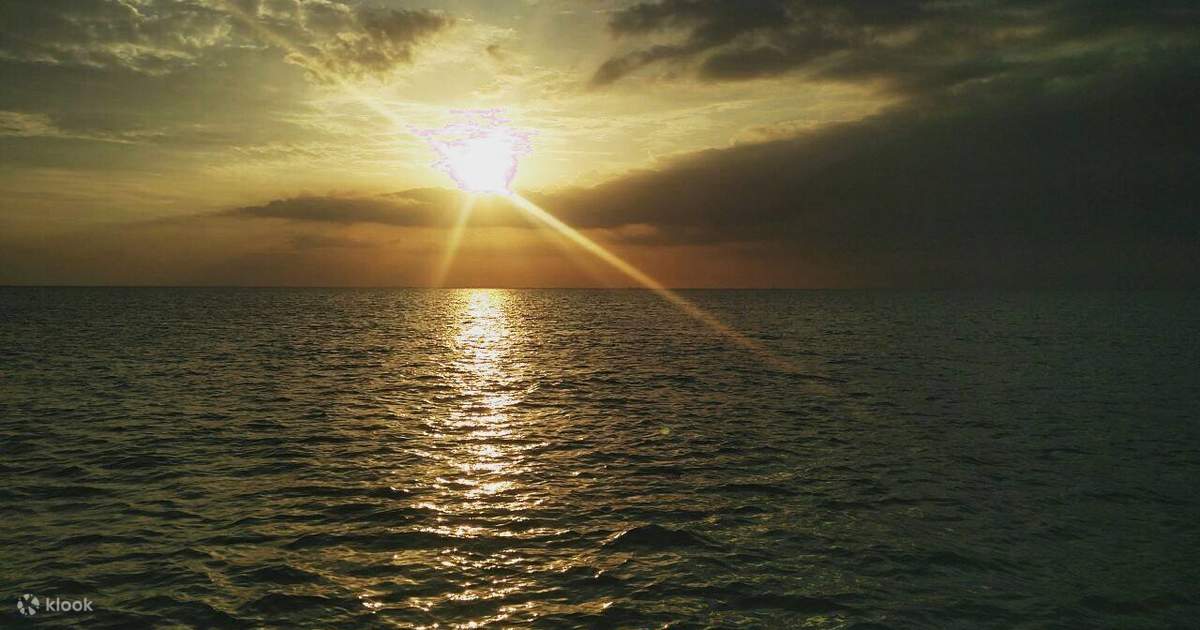 Port Dickson Sunset Cruise Onboard Dickson Dragon - Klook Malaysia