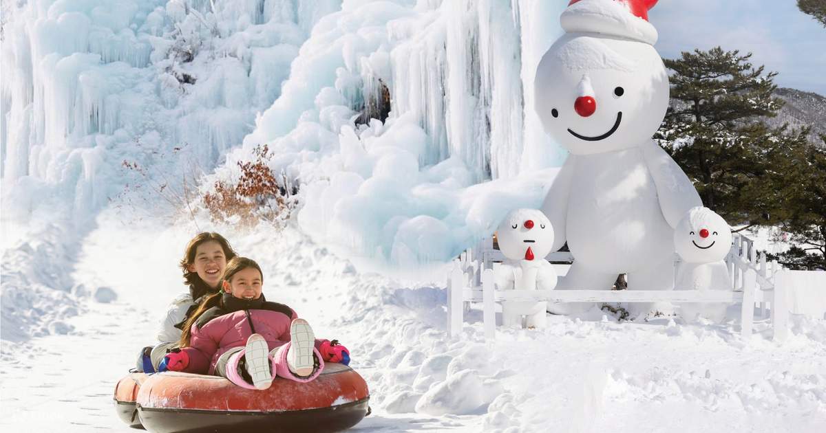 Vivaldi Park Snowyland & Eobi Ice Valley Day Tour from Seoul - Klook ...