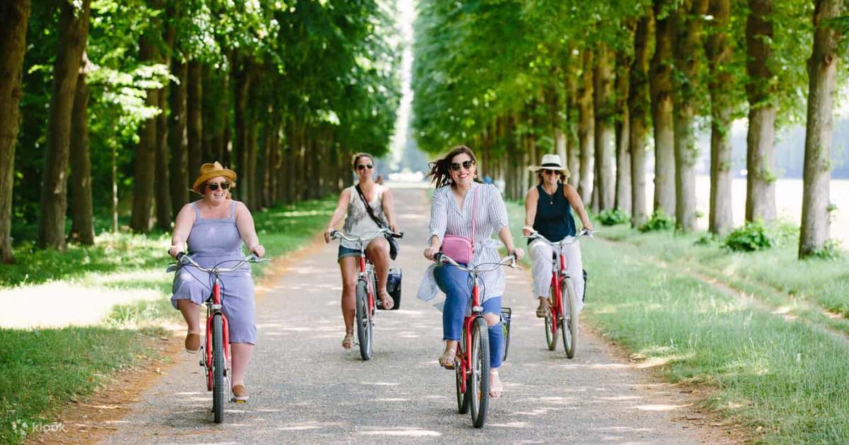 Versailles Bike Tour Small Group VIP - Klook Singapore
