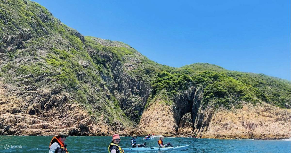 Sai Kung Island Hopping Kayak Adventure | Yim Tin Tsai | Pak Sha Chau ...