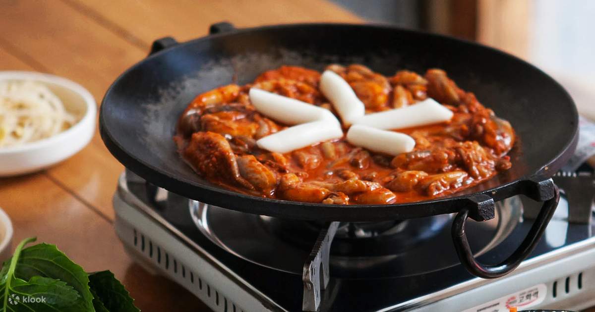 Yeoljeongdo Jjukkumi Small Octopus Sets in Passion Island, Seoul, South ...