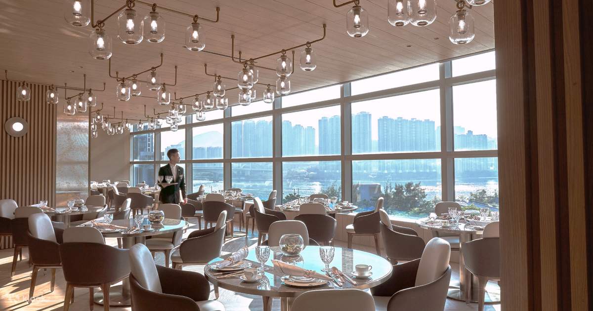 Nina Hotel Tsuen Wan West | RÚ | Cantonese Cuisine | Set Menu - Klook