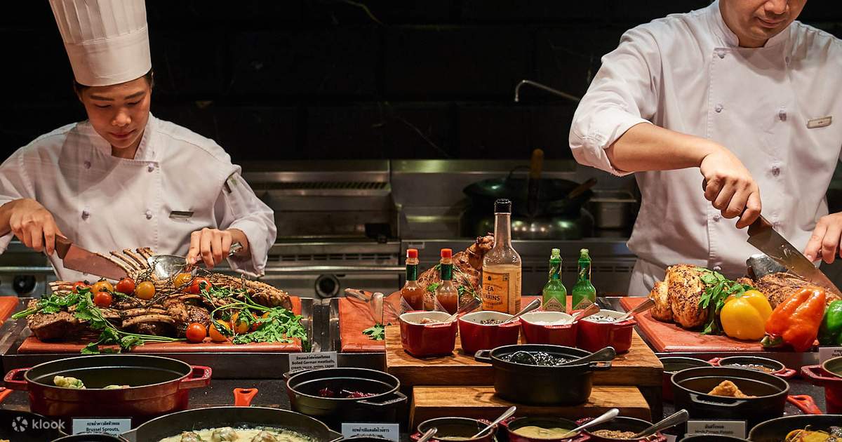 International Buffet Dinner at The Dining Room Buffet at Grand Hyatt ...