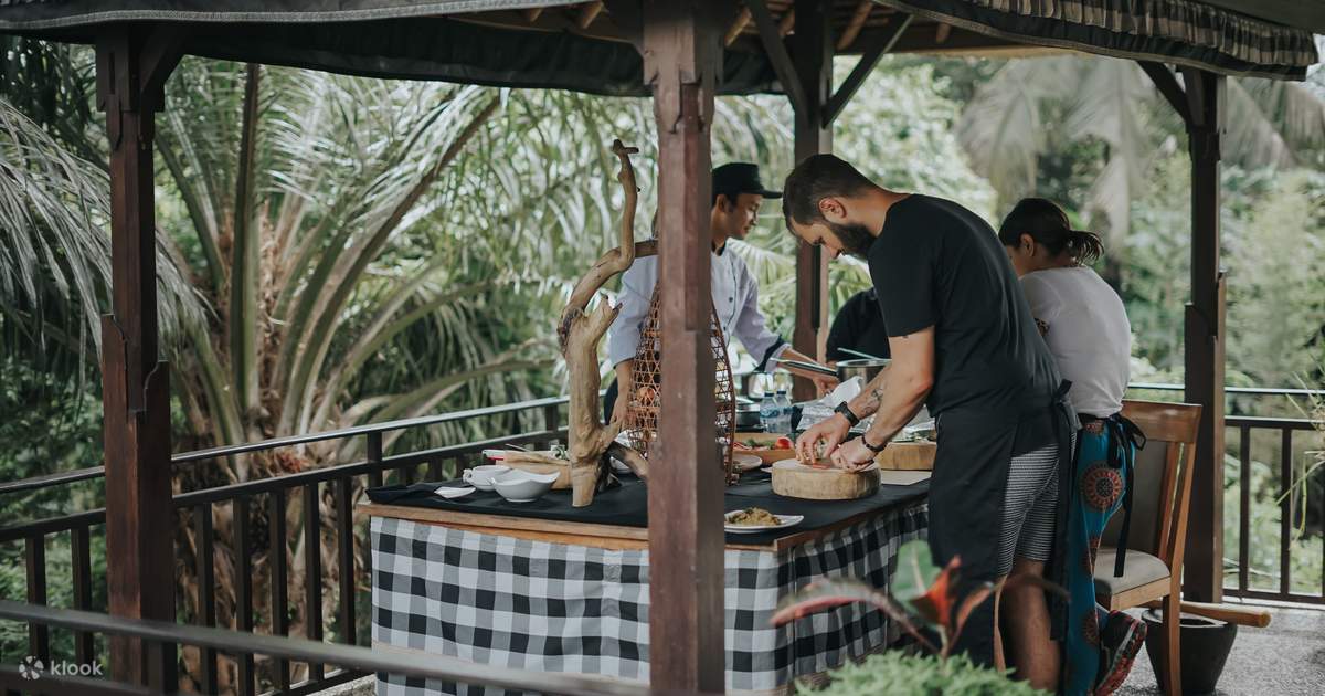 Balinese Cooking Class at The Kumbuh Restaurant Ubud - Klook