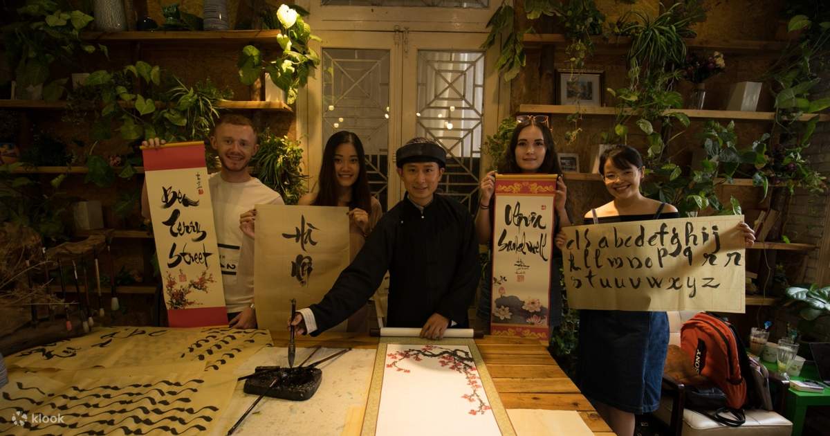 Traditional Vietnamese Calligraphy Class in Hanoi - Klook