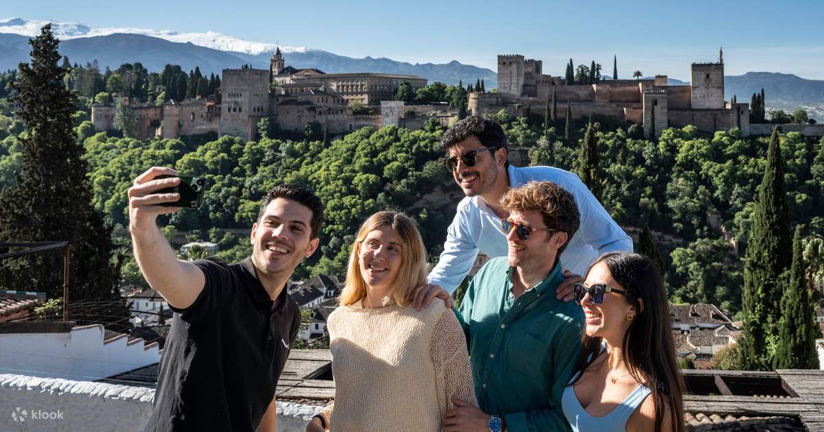 Yang Terbaik di Granada dari Malaga dalam Satu Hari dengan Alhambra ...
