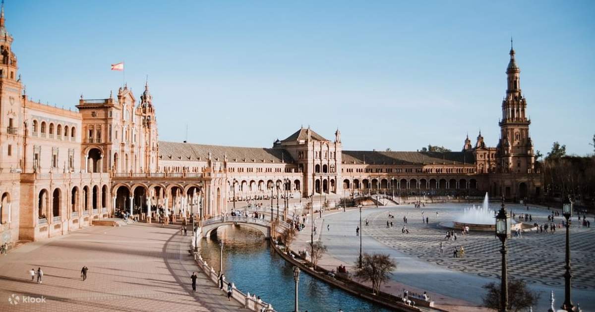 Walking tour in Seville - Klook