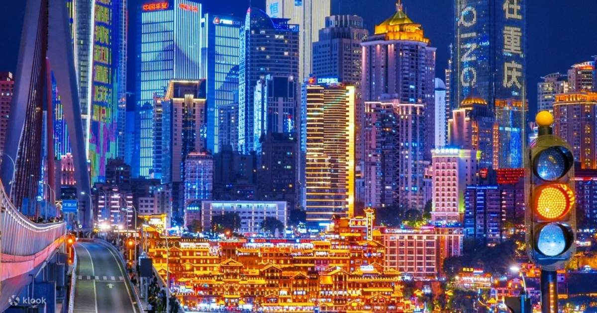 Chongqing City One-Day Tour for 2-8 people (Popular Internet celebrity ...