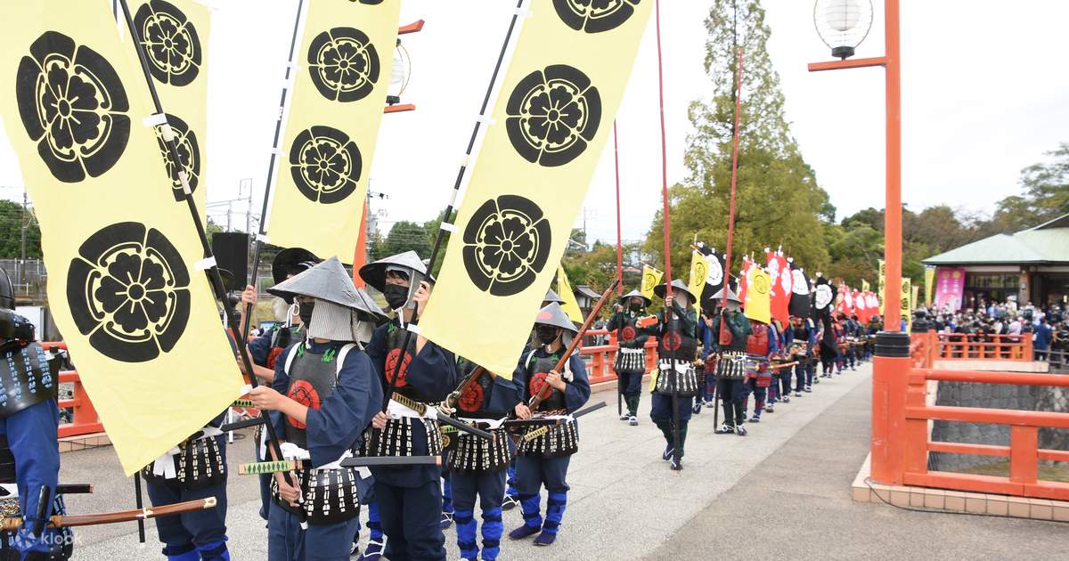 12 Oct Participating in the Festival Parade wearing Samurai Armor ...