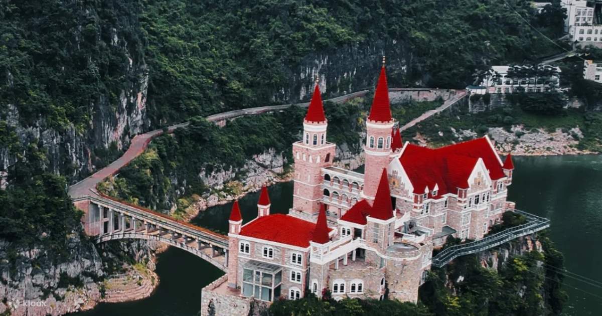 2-Day Tour of Guizhou Shiwandashan (Wanfenglin + Jilongbao + Malinghe ...