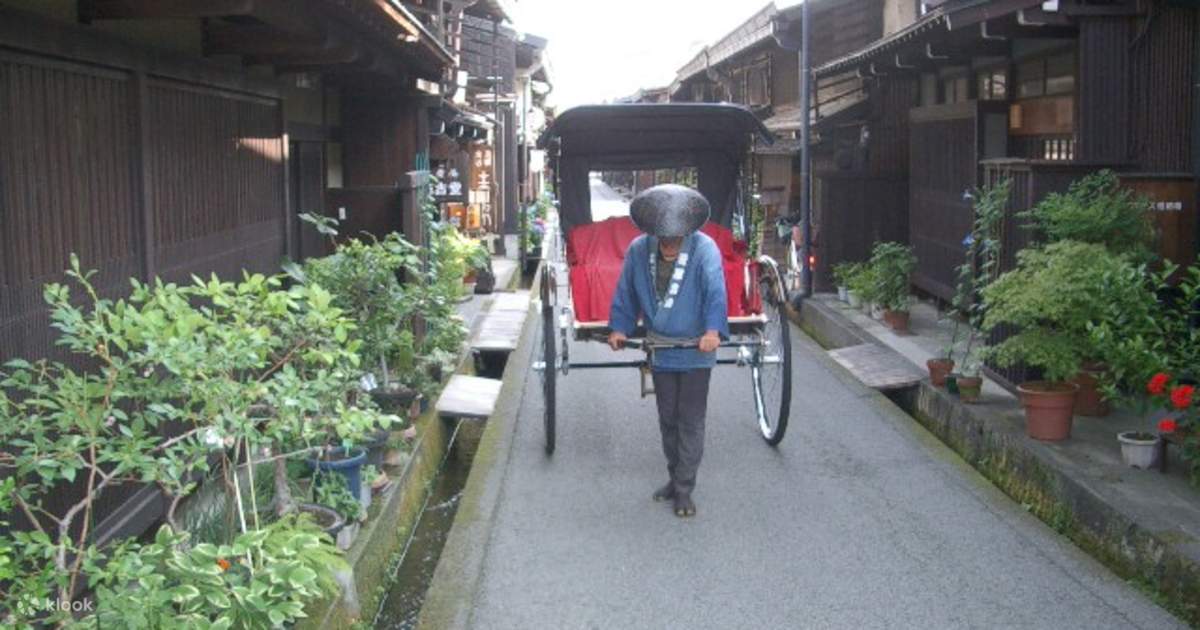 乘坐人力车的高山和船坂清酒酿酒厂半日徒步之旅 Klook客路