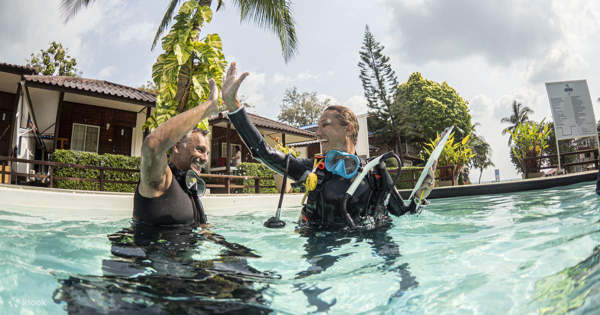 Become an OW Diver in Koh Tao with PADI 5 Star IDC Resort - Klook ...