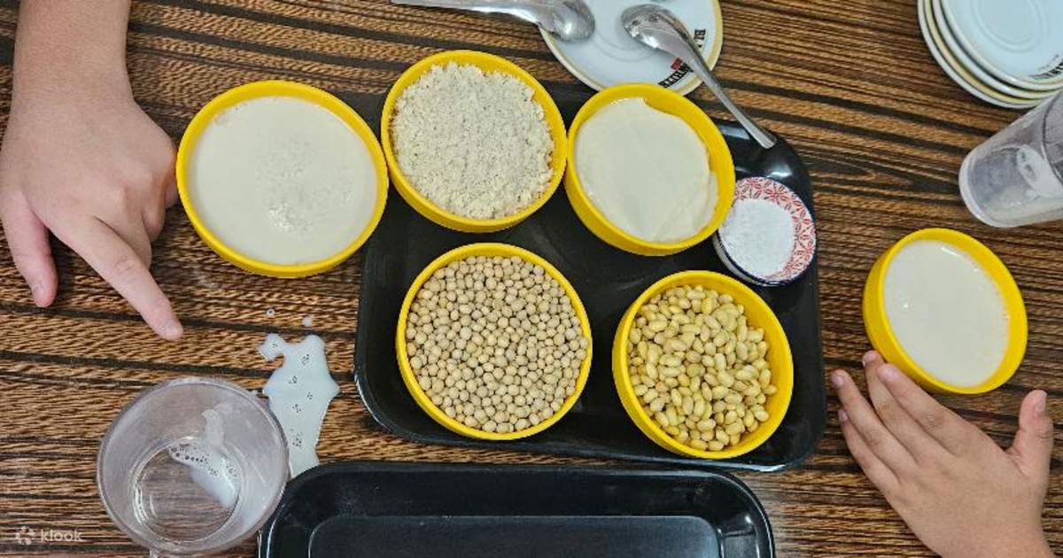 Tai O Tofu Pudding Making Workshop (Free Sightseeing Boat Ticket ) - Klook