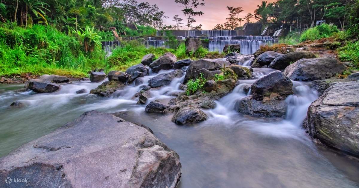 Instagramable Grojogan Watu Purbo Waterfall and Optional Borobudur ...
