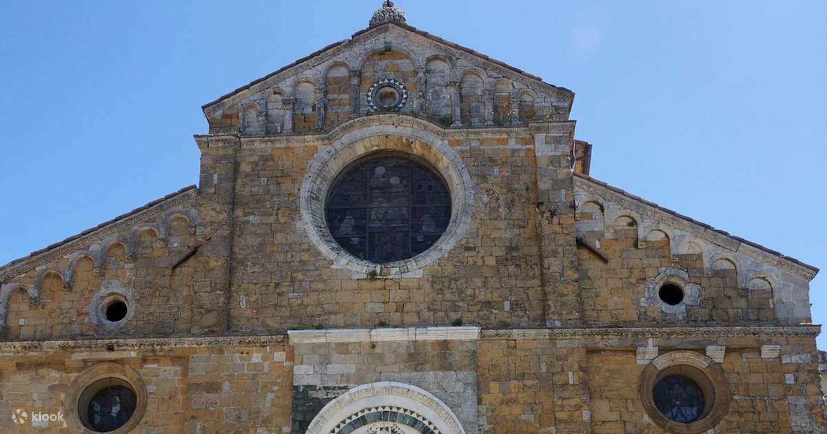 Volterra Cathedral, Baptistery of San Giovanni, and the former civic ...