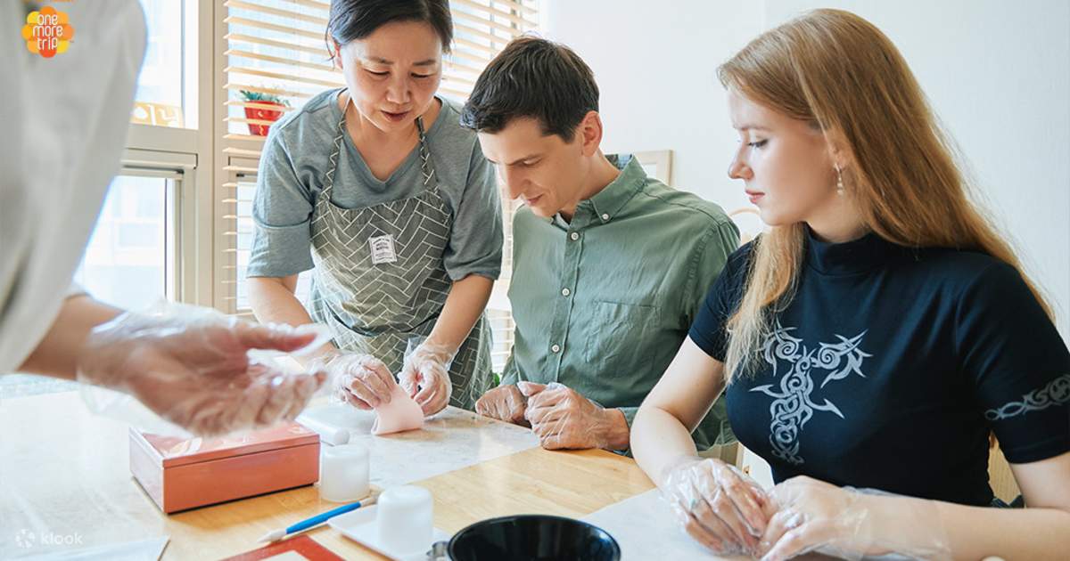 Making Traditional Korean Baramtteok Rice Cake Cooking Class - Klook