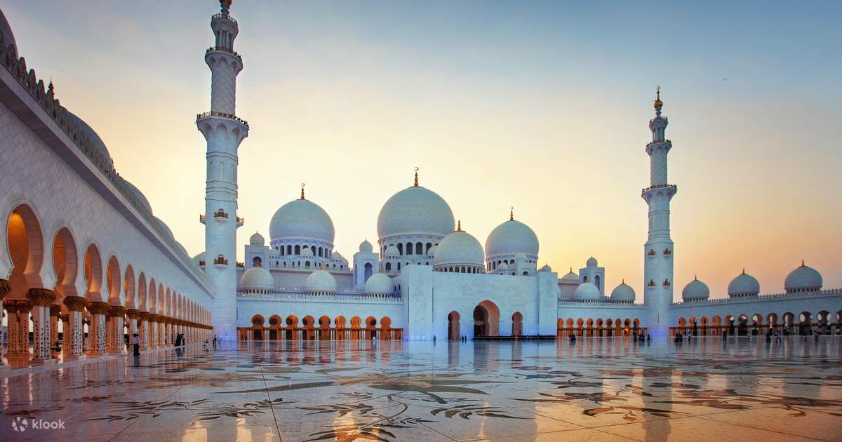 Sheikh Zayed Grand Mosque & Louvre Abu Dhabi Multi-day Cultural Tour ...