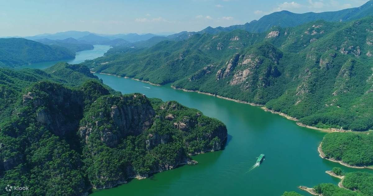 Cheongpung Lake Cable Car & Cruise + Uirimji Reservoir One Day Tour - Klook