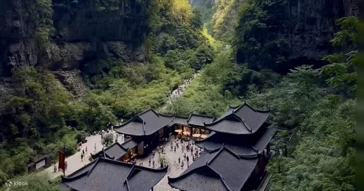 매력적인 고급 개인 그룹 충칭 5일 투어(선녀산 + Wulong Tiansheng Third Bridge + Wujiang ...