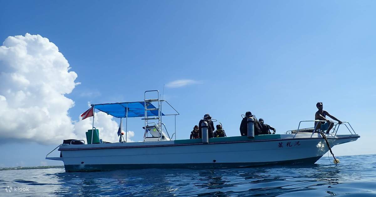 เผิงหู มากง: ประสบการณ์ดำน้ำด้วยเรือ Eight Waves Diving - Klook ประเทศไทย
