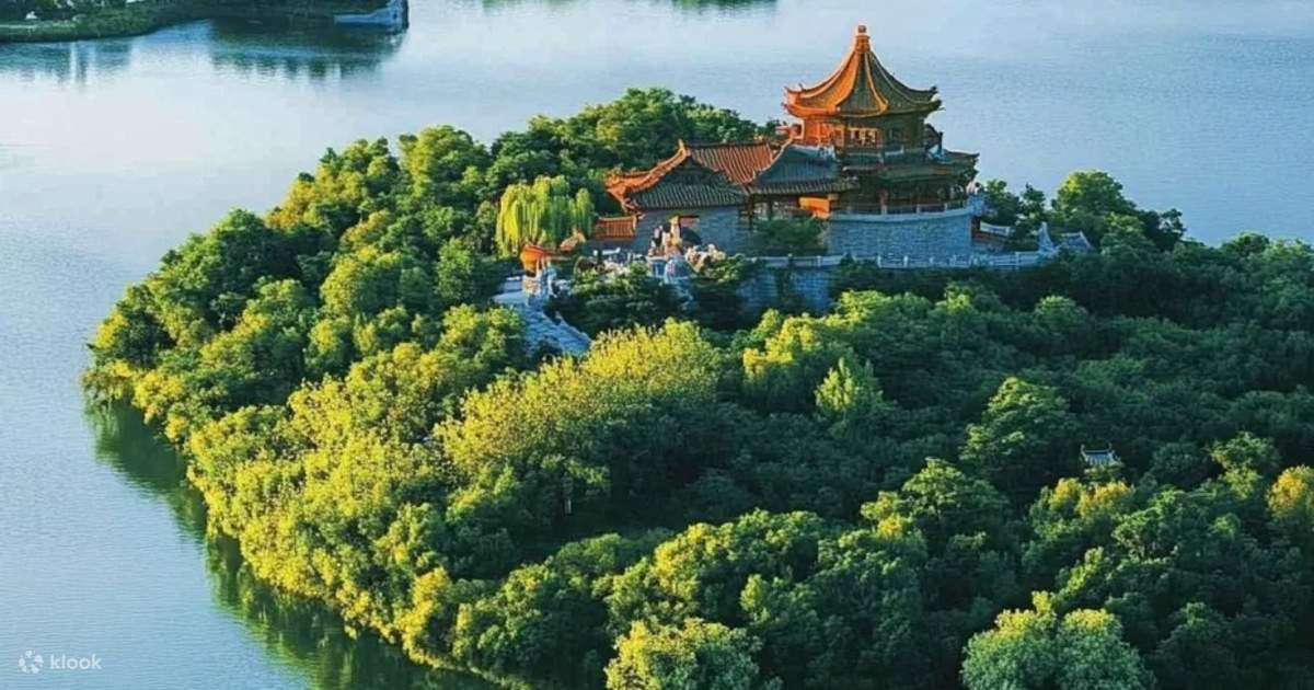Northeast Harbin One-Day Tour (Sun Island + Chinese Baroque Street ...