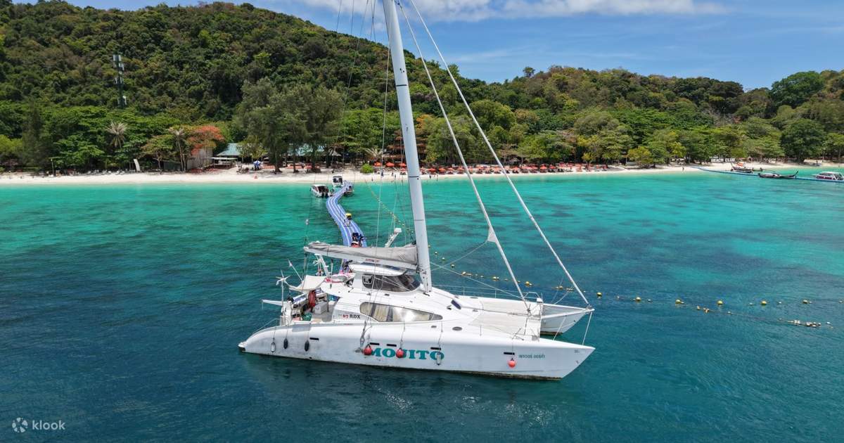 Phuket：Racha & Coral Islands Day Tour by Luxury Sailing Yacht - Klook