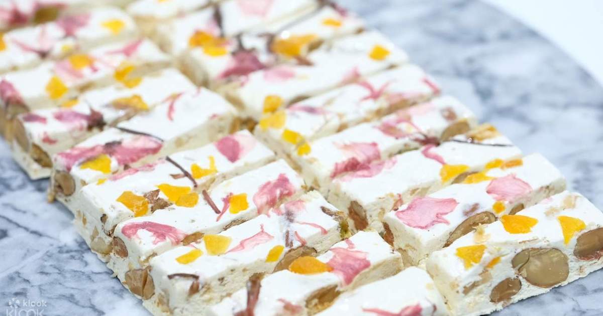 Floral Dessert Making Workshop in Kwun Tong - Klook United States