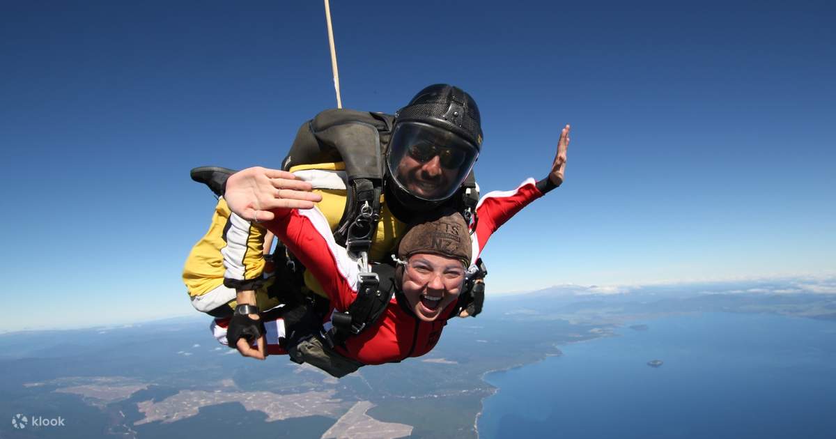 Tandem Skydiving Experience in Taupo - Klook
