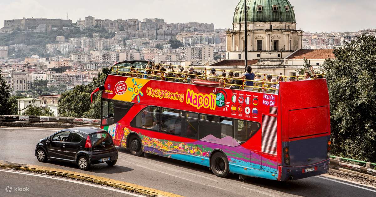 Tour in autobus panoramico Hop-On Hop-Off City Sightseeing a Napoli ...