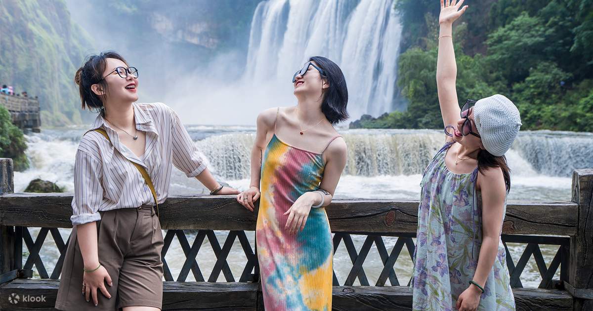 One-Day Trip to Huangguoshu Waterfall, Guizhou (Round-trip from Guiyang ...