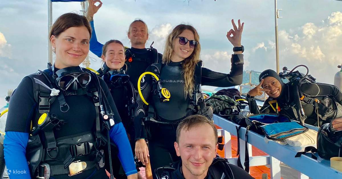 PADI Discover Scuba Diving in Koh Tao with PADI Dive Center: Explore ...