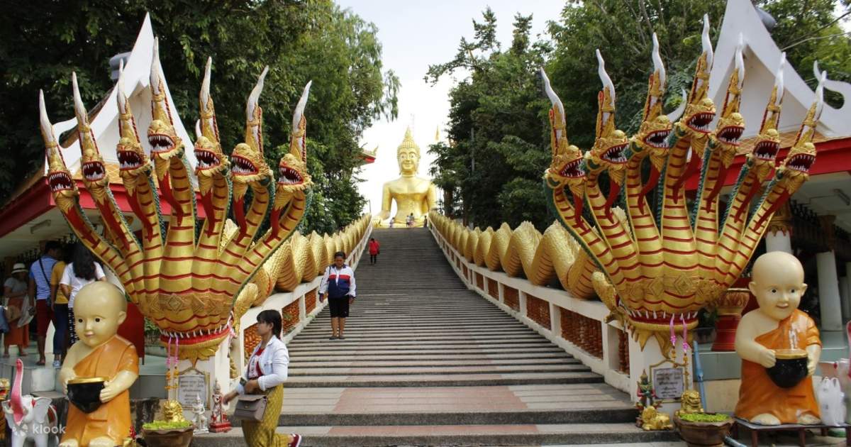 Pattaya Landmark Tour with Floating Market and Sanctuary of Truth - Klook