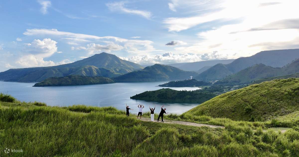 3D2N Lake Toba, Sipiso-piso Waterfall, and Berastagi from Medan - Klook