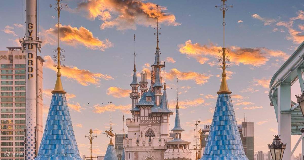 Lotte World Seoul Theme Park 1 Day Pass - Klook