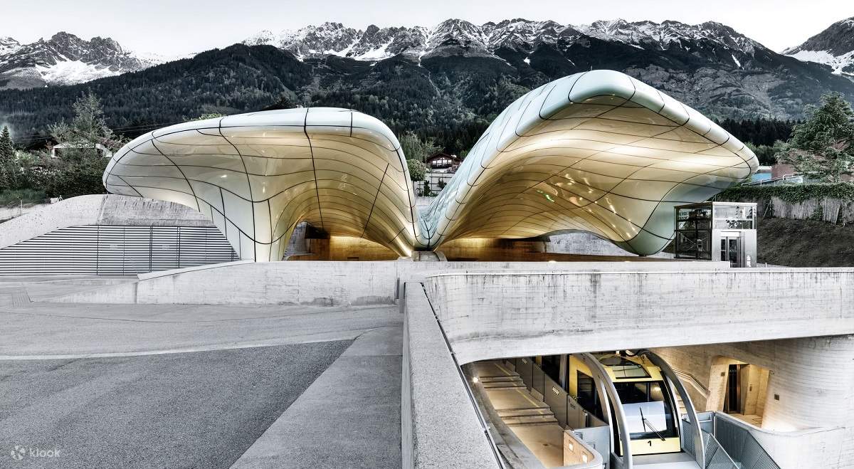 Hungerburg Furnicular Round-Trip Ticket from Innsbruck - Klook