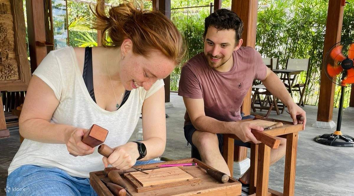 3-Hour Wood Carving Class with Local Artist in Hoi An - Klook Philippines