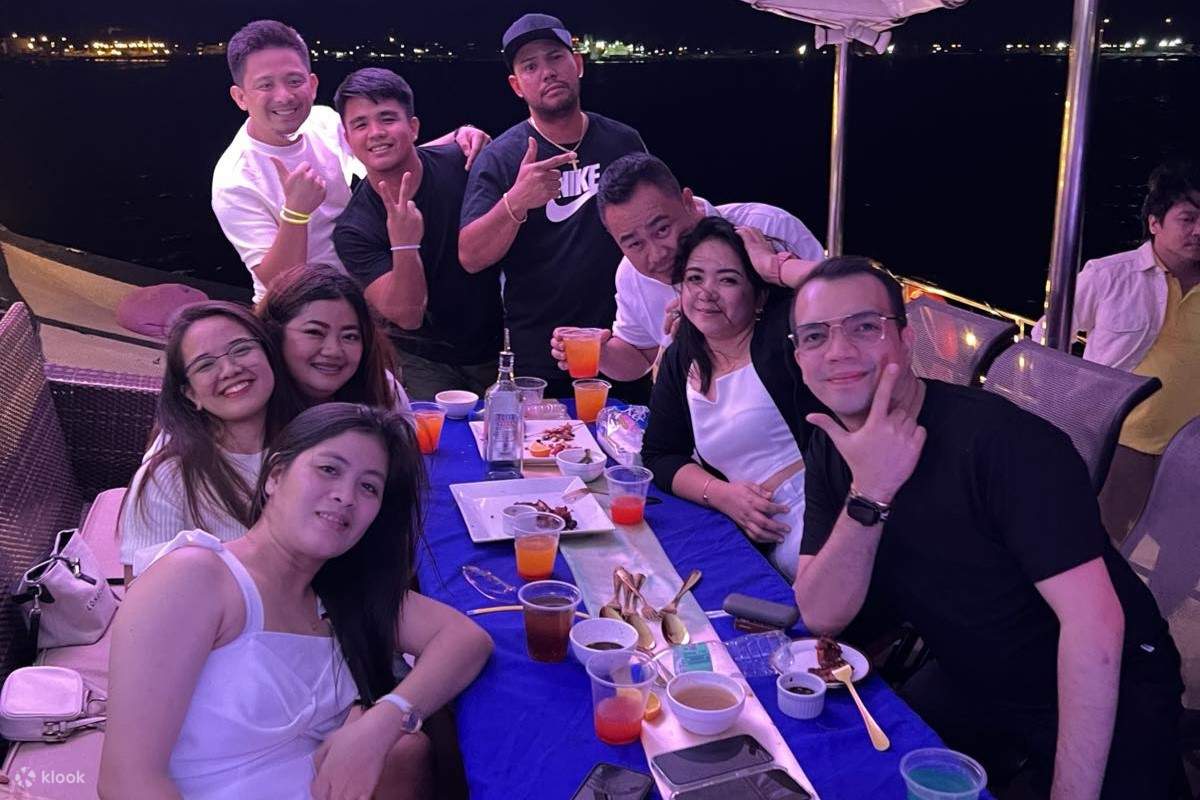 Starlight Cruise with Unlimited Cocktail Drinks - Klook United Kingdom