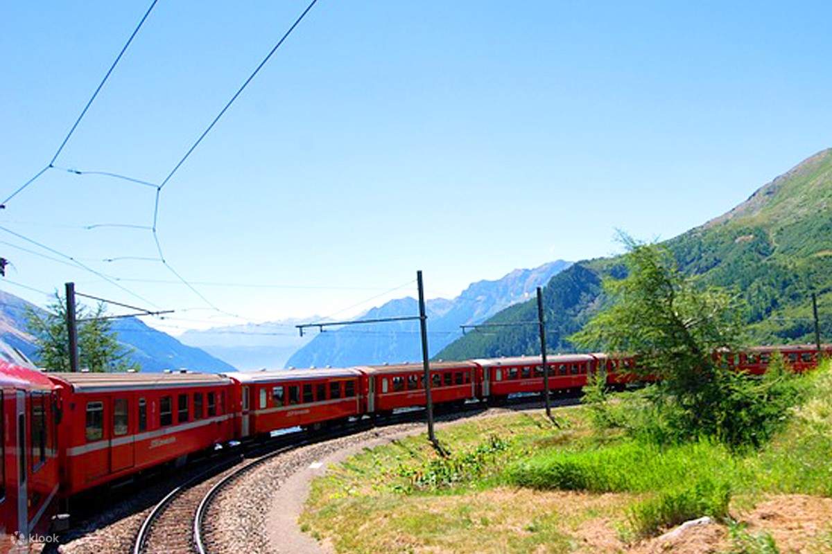 St. Moritz and Swiss Alps with Bernina Red Train from Milan - Klook