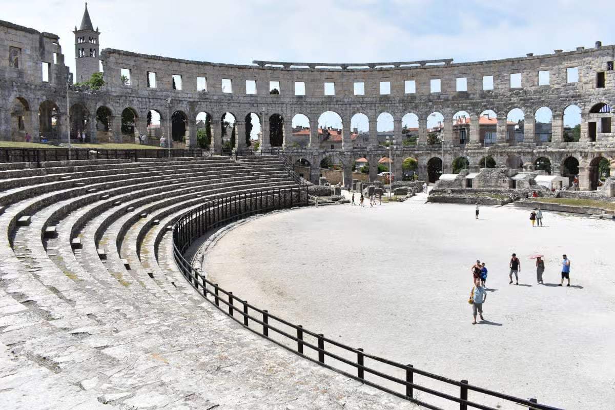 Magical Istria: Pula & Rovinj from Zagreb - Klook