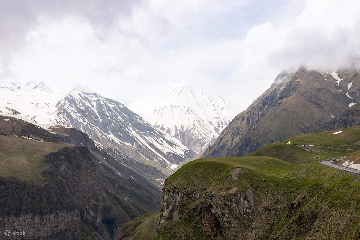 Kazbegi, Ananuri, Gudauri Legendary landscapes (Private Tour) - Klook ...
